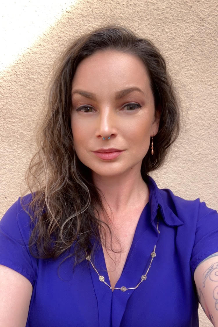 Meet Elizabeth Escogné, LMSW - Menaul School