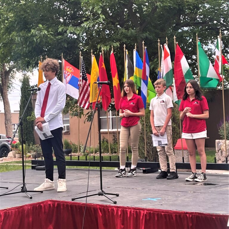 Menaul Middle School Takes on Storytelling - Menaul School